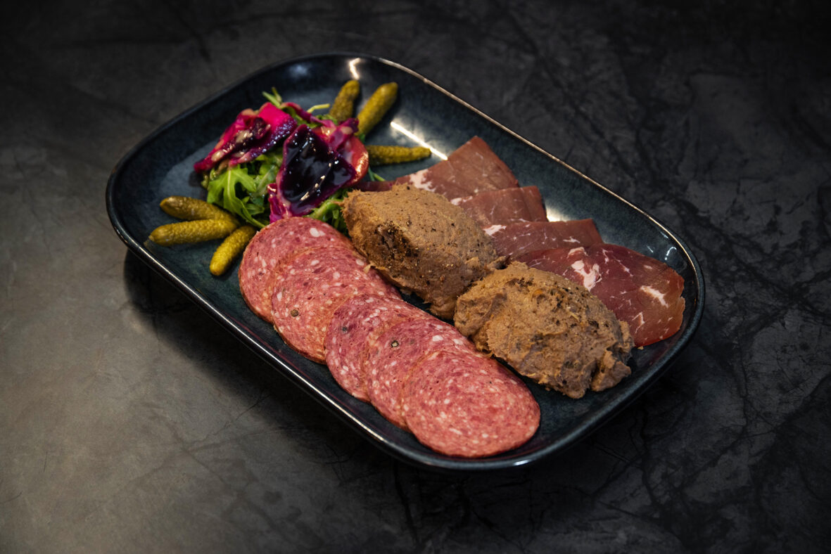 Galerie Beef 33 rue des Rosiers 75004 Paris - Le Beef Steakhouse, 33 ...